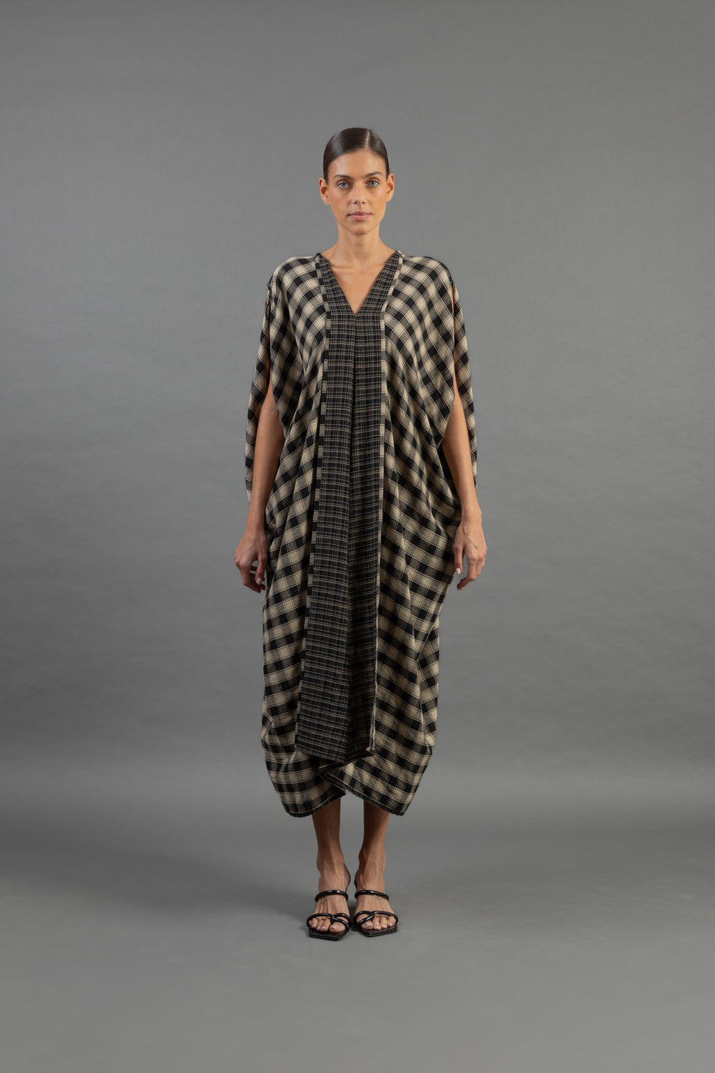 Aja Dress – Hamsa by Sharifa AlGhanim